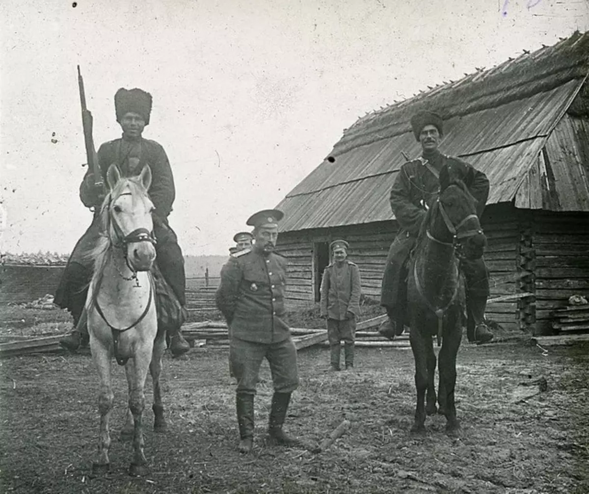 Modern Cossacks: What state privileges they possess