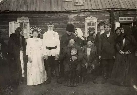 Răscumpărarea miresei: Cum a trecut acest ritual de nuntă pe Rusia